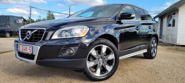 Melns Volvo XC60 2010 Rīga, ar dzinēja tilpumu 2.40 L un nobraukumu 235 tūkst. km par 10500 €, foto 2 vietnē AUTOMOTO.COM.LV