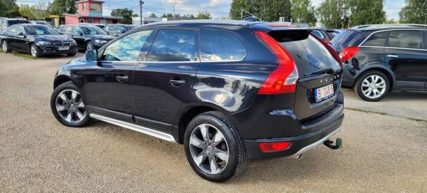 Melns Volvo XC60 2010 Rīga, ar dzinēja tilpumu 2.40 L un nobraukumu 235 tūkst. km par 10500 €, foto 5 vietnē AUTOMOTO.COM.LV