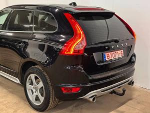 Black Volvo XC60 2010 in Jurmala, with an engine capacity of 2.40 L and mileage of 331 thousand km for 9850 €, photo 7 on AUTOMOTO.COM.LV