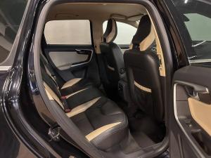 Black Volvo XC60 2010 in Jurmala, with an engine capacity of 2.40 L and mileage of 331 thousand km for 9850 €, photo 21 on AUTOMOTO.COM.LV