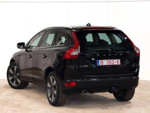 Black Volvo XC60 2010 in Jurmala, with an engine capacity of 2.40 L and mileage of 287 thousand km for 9450 €, photo 7 on AUTOMOTO.COM.LV