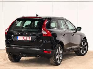 Black Volvo XC60 2010 in Jurmala, with an engine capacity of 2.40 L and mileage of 287 thousand km for 9450 €, photo 9 on AUTOMOTO.COM.LV