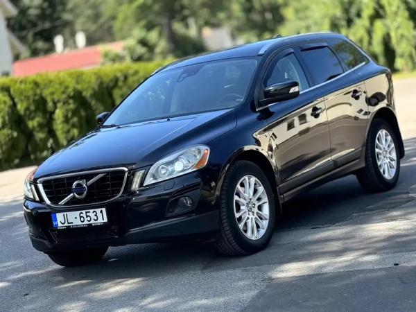 Melns Volvo XC60 2010 Jūrmala, ar dzinēja tilpumu 2.40 L un nobraukumu 349 tūkst. km par 7850 €, foto 1 vietnē AUTOMOTO.COM.LV