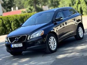 Melns Volvo XC60 2010 Jūrmala, ar dzinēja tilpumu 2.40 L un nobraukumu 349 tūkst. km par 7850 €, foto  vietnē AUTOMOTO.COM.LV