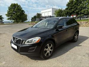 Black Volvo XC60 2010 in Elektrenai, with an engine capacity of 2.40 L and mileage of 298 thousand km for 7800 €, photo  on AUTOMOTO.COM.LV