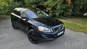 Melns Volvo XC60 2010 Rīga, ar dzinēja tilpumu 2.40 L un nobraukumu 300 tūkst. km par 7300 €, foto 3 vietnē AUTOMOTO.COM.LV