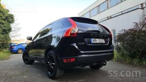 Melns Volvo XC60 2010 Rīga, ar dzinēja tilpumu 2.40 L un nobraukumu 300 tūkst. km par 7300 €, foto 4 vietnē AUTOMOTO.COM.LV