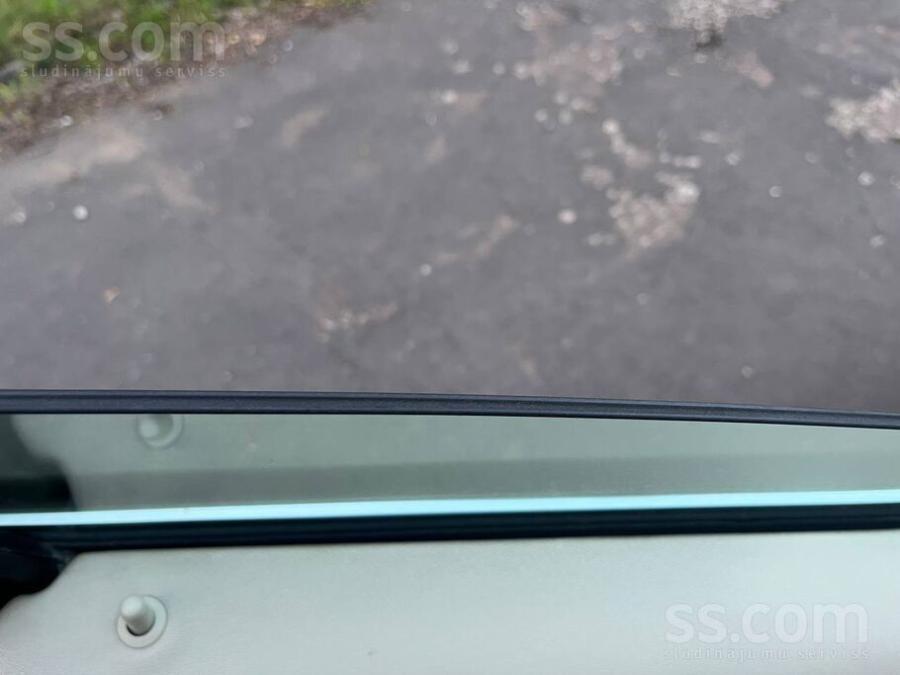 Melns Volvo XC60 2010 Rīga, ar dzinēja tilpumu 2.40 L un nobraukumu 300 tūkst. km par 7300 €, foto 22 vietnē AUTOMOTO.COM.LV