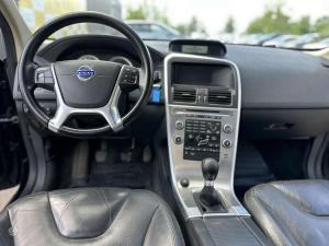 Melns Volvo XC60 2010 Šauļi, ar dzinēja tilpumu 2.40 L un nobraukumu 349 tūkst. km par 5650 €, foto 19 vietnē AUTOMOTO.COM.LV