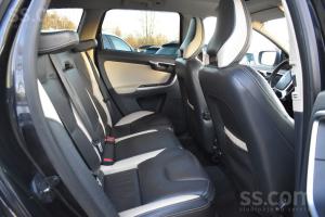 Black Volvo XC60 2010 in Kuldiga, with an engine capacity of 2.40 L and mileage of 0 thousand km for 6990 €, photo 7 on AUTOMOTO.COM.LV