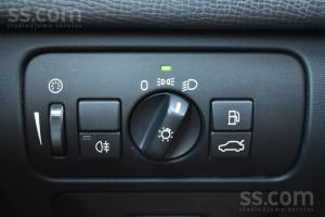 Black Volvo XC60 2010 in Kuldiga, with an engine capacity of 2.40 L and mileage of 0 thousand km for 6990 €, photo 19 on AUTOMOTO.COM.LV