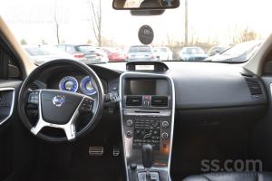 Black Volvo XC60 2010 in Kuldiga, with an engine capacity of 2.40 L and mileage of 0 thousand km for 6990 €, photo 26 on AUTOMOTO.COM.LV