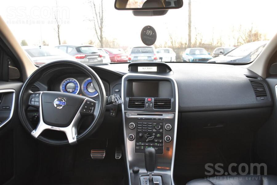 Black Volvo XC60 2010 in Kuldiga, with an engine capacity of 2.40 L and mileage of 0 thousand km for 6990 €, photo 26 on AUTOMOTO.COM.LV