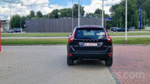 Melns Volvo XC60 2010 Jelgava, ar dzinēja tilpumu 2.00 L un nobraukumu 319 tūkst. km par 6450 €, foto 9 vietnē AUTOMOTO.COM.LV