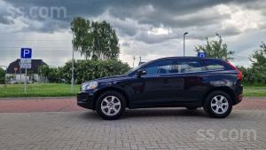 Melns Volvo XC60 2010 Jelgava, ar dzinēja tilpumu 2.00 L un nobraukumu 319 tūkst. km par 6450 €, foto 13 vietnē AUTOMOTO.COM.LV
