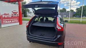 Melns Volvo XC60 2010 Jelgava, ar dzinēja tilpumu 2.00 L un nobraukumu 319 tūkst. km par 6450 €, foto 20 vietnē AUTOMOTO.COM.LV