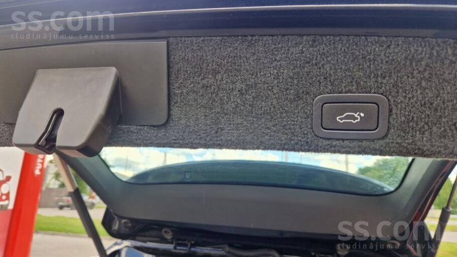 Melns Volvo XC60 2010 Jelgava, ar dzinēja tilpumu 2.00 L un nobraukumu 319 tūkst. km par 6450 €, foto 21 vietnē AUTOMOTO.COM.LV