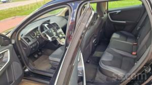 Melns Volvo XC60 2010 Jelgava, ar dzinēja tilpumu 2.00 L un nobraukumu 319 tūkst. km par 6450 €, foto 26 vietnē AUTOMOTO.COM.LV