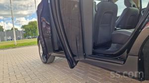 Melns Volvo XC60 2010 Jelgava, ar dzinēja tilpumu 2.00 L un nobraukumu 319 tūkst. km par 6450 €, foto 29 vietnē AUTOMOTO.COM.LV