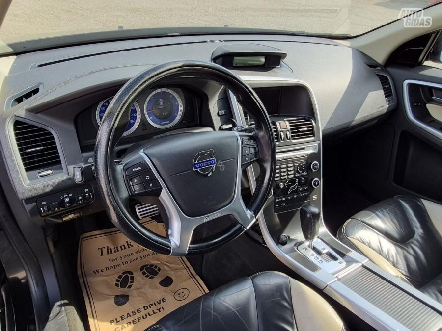 Melns Volvo XC60 2010 Viļņa, ar dzinēja tilpumu 2.40 L un nobraukumu 260 tūkst. km par 7950 €, foto 12 vietnē AUTOMOTO.COM.LV