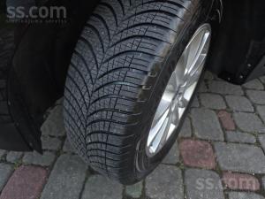 Melns Volvo XC60 2010 Rīga, ar dzinēja tilpumu 2.40 L un nobraukumu 358 tūkst. km par 7950 €, foto 14 vietnē AUTOMOTO.COM.LV