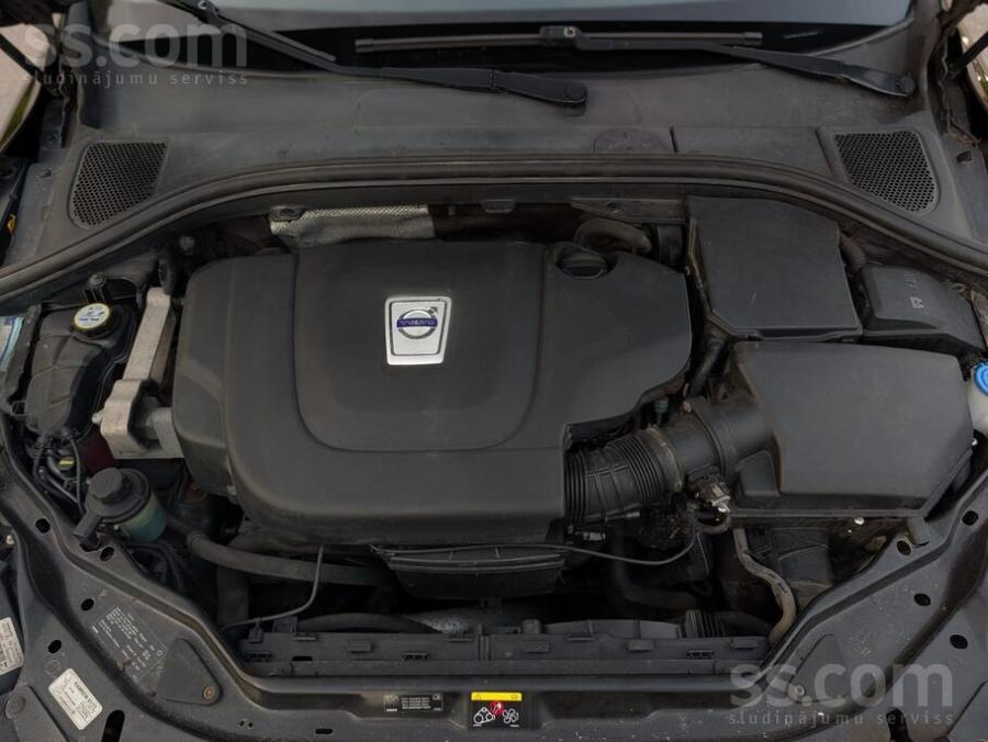 Black Volvo XC60 2010 in Jurmala, with an engine capacity of 2.00 L and mileage of 0 thousand km for 4950 €, photo 23 on AUTOMOTO.COM.LV