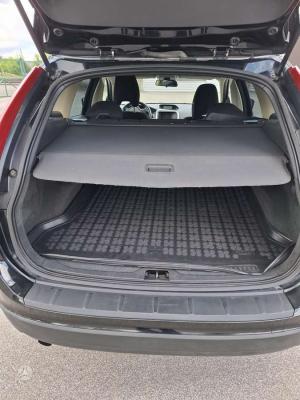 Melns Volvo XC60 2010 Panevēža, ar dzinēja tilpumu 2.40 L un nobraukumu 316 tūkst. km par 5900 €, foto 17 vietnē AUTOMOTO.COM.LV