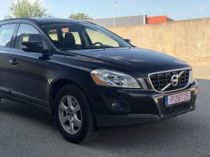 Melns Volvo XC60 2010 Mažeikiai, ar dzinēja tilpumu 2.40 L un nobraukumu 305 tūkst. km par 7200 €, foto 8 vietnē AUTOMOTO.COM.LV