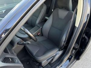 Melns Volvo XC60 2010 Mažeikiai, ar dzinēja tilpumu 2.40 L un nobraukumu 305 tūkst. km par 7200 €, foto 19 vietnē AUTOMOTO.COM.LV