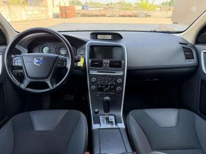 Melns Volvo XC60 2010 Mažeikiai, ar dzinēja tilpumu 2.40 L un nobraukumu 305 tūkst. km par 7200 €, foto 21 vietnē AUTOMOTO.COM.LV