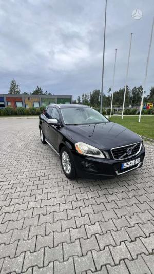 Black Volvo XC60 2010 in Klaipeda, with an engine capacity of 2.95 L and mileage of 146 thousand km for 6590 €, photo 3 on AUTOMOTO.COM.LV