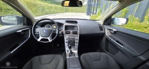 Melns Volvo XC60 2010 Viļņa, ar dzinēja tilpumu 2.40 L un nobraukumu 300 tūkst. km par 4850 €, foto 8 vietnē AUTOMOTO.COM.LV