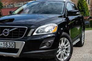 Black Volvo XC60 2010 in Tukums, with an engine capacity of 2.40 L and mileage of 270 thousand km for 8290 €, photo 13 on AUTOMOTO.COM.LV