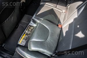 Black Volvo XC60 2010 in Tukums, with an engine capacity of 2.40 L and mileage of 270 thousand km for 8290 €, photo 21 on AUTOMOTO.COM.LV