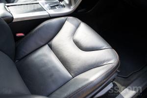 Black Volvo XC60 2010 in Tukums, with an engine capacity of 2.40 L and mileage of 270 thousand km for 8290 €, photo 35 on AUTOMOTO.COM.LV