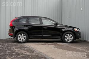 Black Volvo XC60 2010 in Ogre, with an engine capacity of 2.40 L and mileage of 213 thousand km for 8900 €, photo 7 on AUTOMOTO.COM.LV