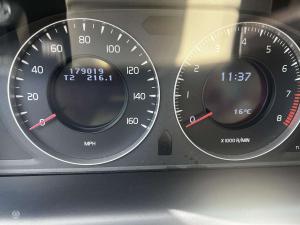 Black Volvo XC60 2010 in Klaipeda, with an engine capacity of 3.19 L and mileage of 286 thousand km for 5500 €, photo 15 on AUTOMOTO.COM.LV