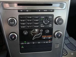 Melns Volvo XC60 2010 Viļņa, ar dzinēja tilpumu 2.40 L un nobraukumu 282 tūkst. km par 9450 €, foto 13 vietnē AUTOMOTO.COM.LV