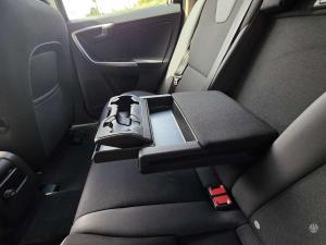 Melns Volvo XC60 2010 Viļņa, ar dzinēja tilpumu 2.40 L un nobraukumu 282 tūkst. km par 9450 €, foto 16 vietnē AUTOMOTO.COM.LV