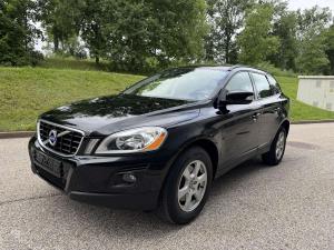 Melns Volvo XC60 2010 Alīta, ar dzinēja tilpumu 2.40 L un nobraukumu 289 tūkst. km par 7900 €, foto  vietnē AUTOMOTO.COM.LV