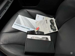Black Volvo XC60 2010 in Alytus, with an engine capacity of 2.40 L and mileage of 289 thousand km for 7900 €, photo 26 on AUTOMOTO.COM.LV