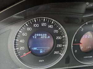 Black Volvo XC60 2010 in Alytus, with an engine capacity of 2.40 L and mileage of 289 thousand km for 7900 €, photo 27 on AUTOMOTO.COM.LV