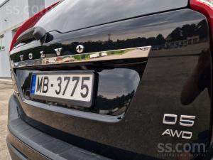 Melns Volvo XC60 2010 Bauska, ar dzinēja tilpumu 2.40 L un nobraukumu 345 tūkst. km par 6950 €, foto 31 vietnē AUTOMOTO.COM.LV
