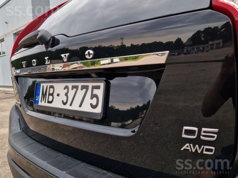 Melns Volvo XC60 2010 Bauska, ar dzinēja tilpumu 2.40 L un nobraukumu 345 tūkst. km par 6950 €, foto 31 vietnē AUTOMOTO.COM.LV