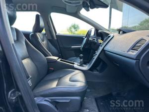 Melns Volvo XC60 2010 Rīga, ar dzinēja tilpumu 2.00 L un nobraukumu 278 tūkst. km par 5590 €, foto 23 vietnē AUTOMOTO.COM.LV