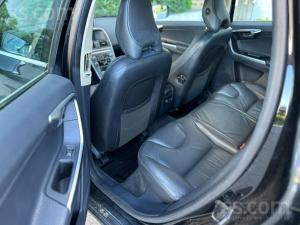 Melns Volvo XC60 2010 Rīga, ar dzinēja tilpumu 2.00 L un nobraukumu 278 tūkst. km par 5590 €, foto 29 vietnē AUTOMOTO.COM.LV