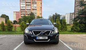 Melns Volvo XC60 2010 Rīga, ar dzinēja tilpumu 2.40 L un nobraukumu 280 tūkst. km par 8100 €, foto 3 vietnē AUTOMOTO.COM.LV