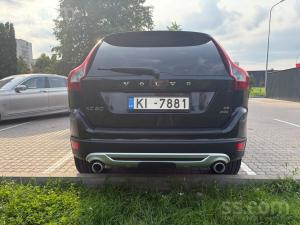 Melns Volvo XC60 2010 Rīga, ar dzinēja tilpumu 2.40 L un nobraukumu 280 tūkst. km par 8100 €, foto 5 vietnē AUTOMOTO.COM.LV