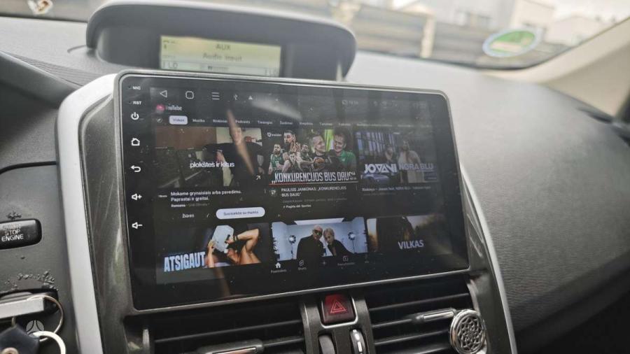 Black Volvo XC60 2010 in Klaipeda, with an engine capacity of 3.00 L and mileage of 255 thousand km for 6500 €, photo 17 on AUTOMOTO.COM.LV
