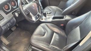 Black Volvo XC60 2010 in Telschi, with an engine capacity of 2.40 L and mileage of 300 thousand km for 7850 €, photo 20 on AUTOMOTO.COM.LV